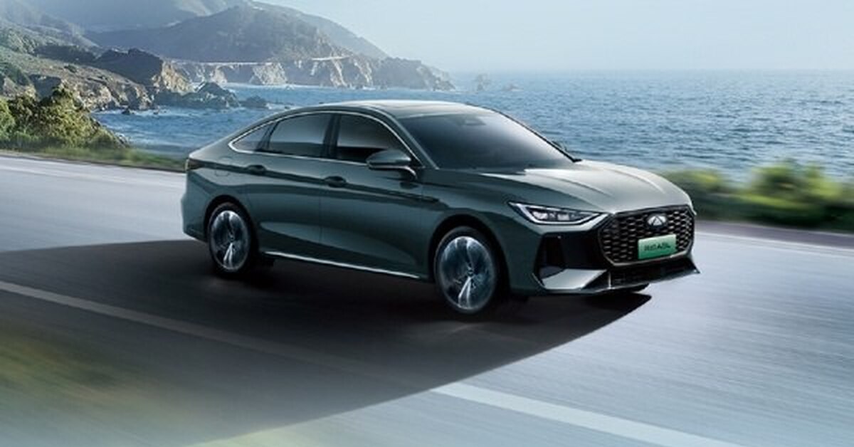 Представлен Chery Fengyun A8L C-DM в пяти моделях, позиционируемых как компактные автомобили ...