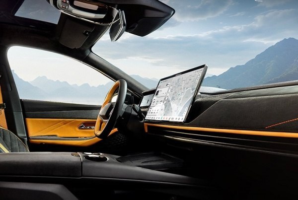 Выпущена темно-синяя классическая версия SL03 ограниченной серией в 4 000 экземпляров - 14.01.25 ...