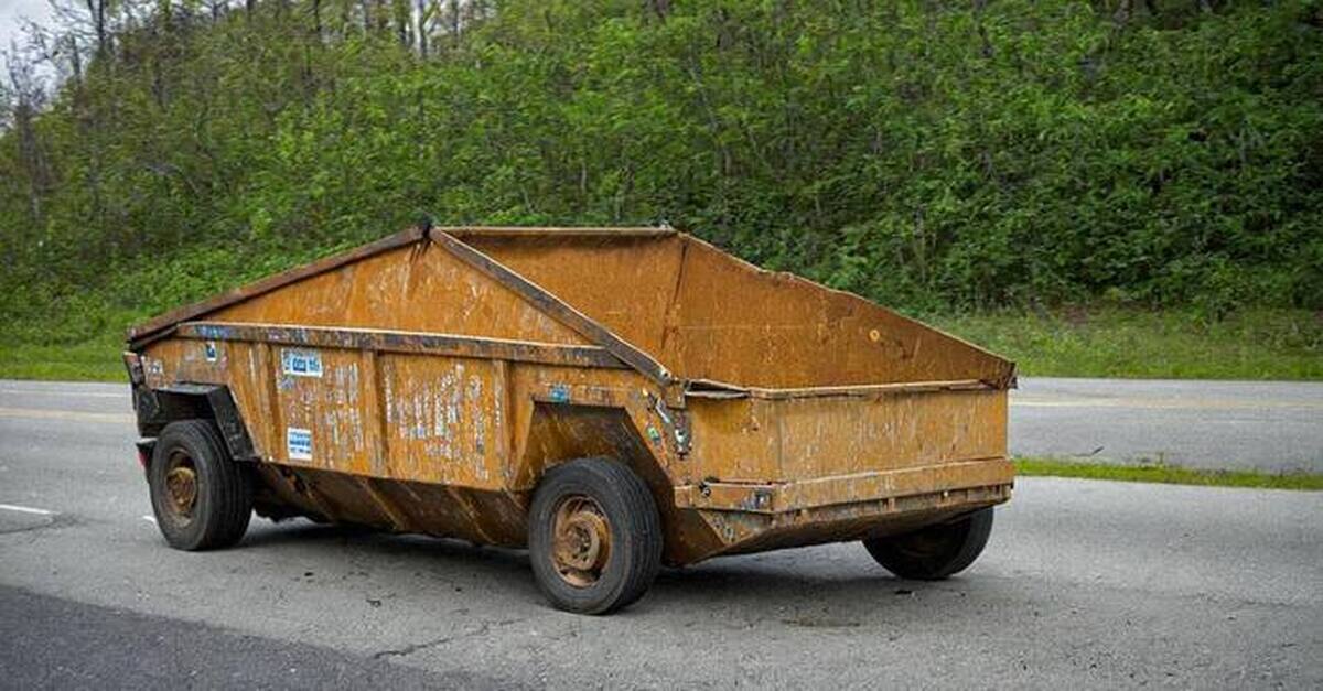 Tesla cyber track - 27.01.25 00:06 | Пикабу