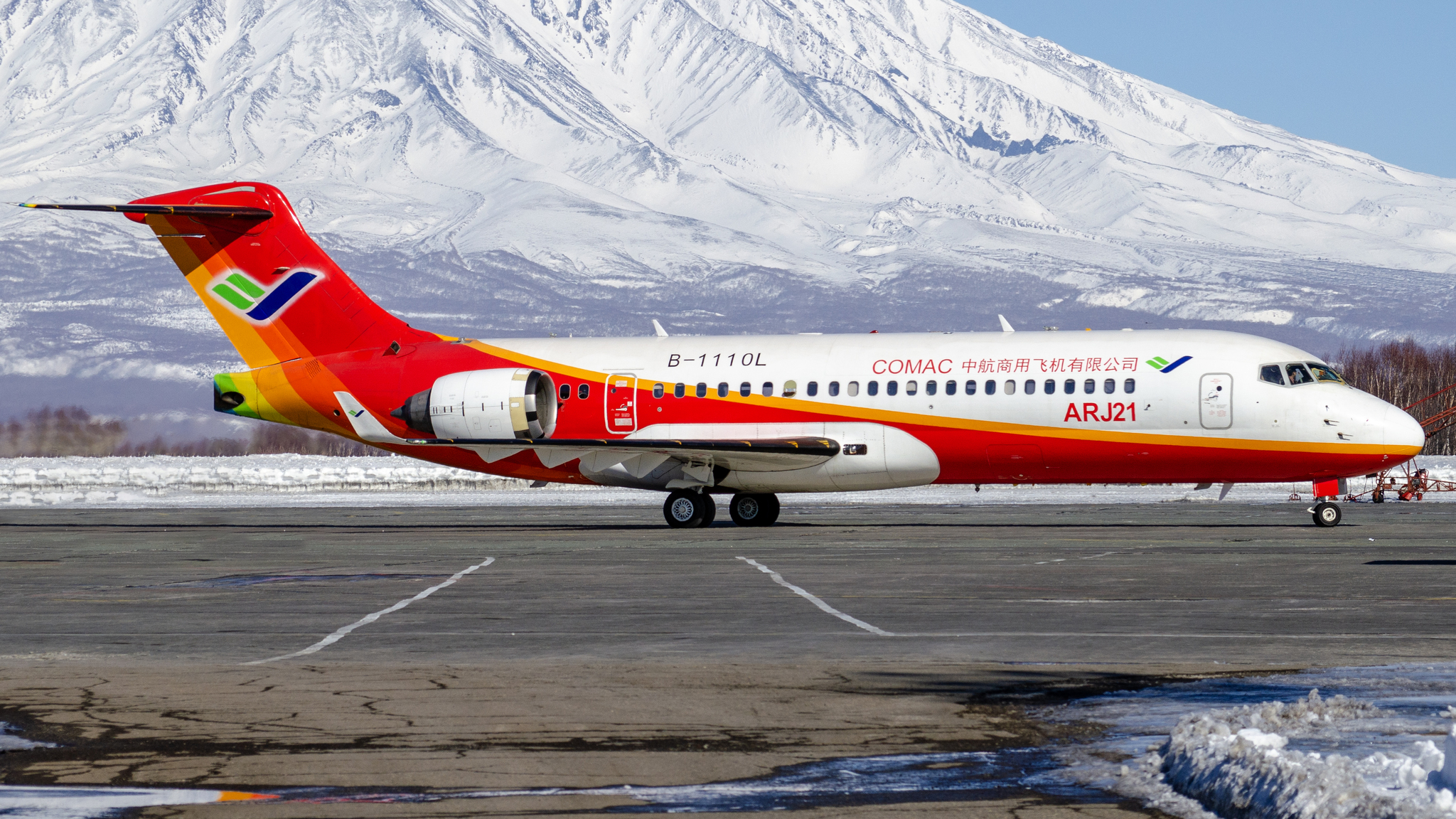 COMAC ARJ21 - первый китайский реактивный авиалиайнер - 18.02.25 03:58 | Пикабу